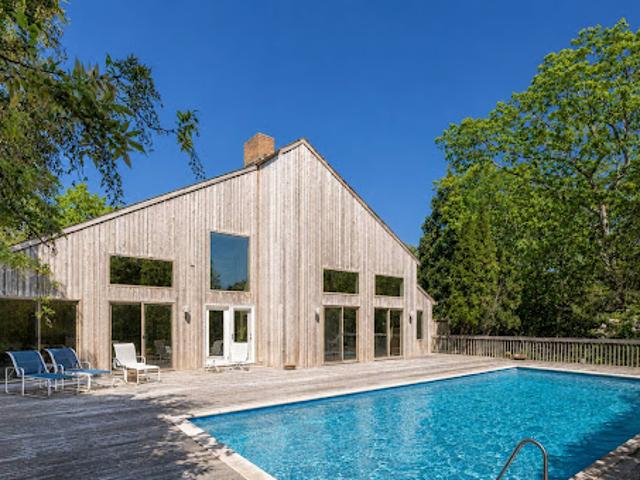 House with pool