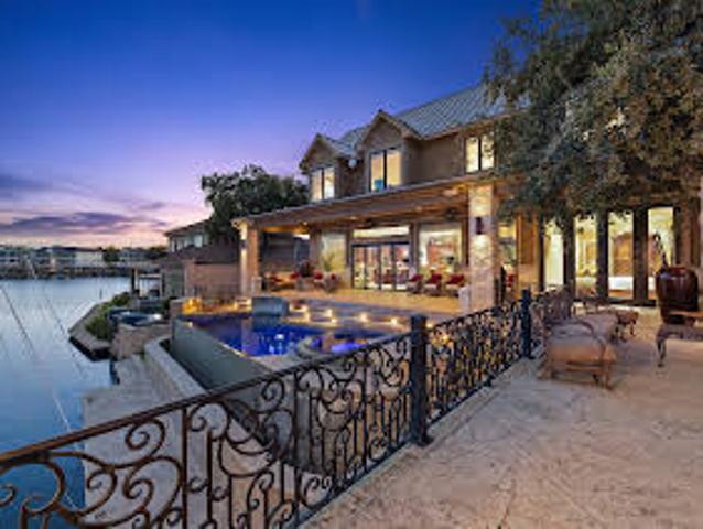 House with Pool