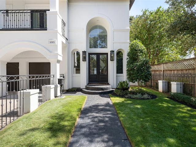 House with pool