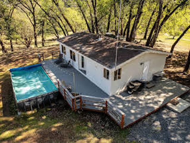 House with Pool