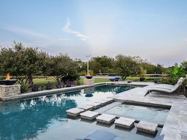 House with pool