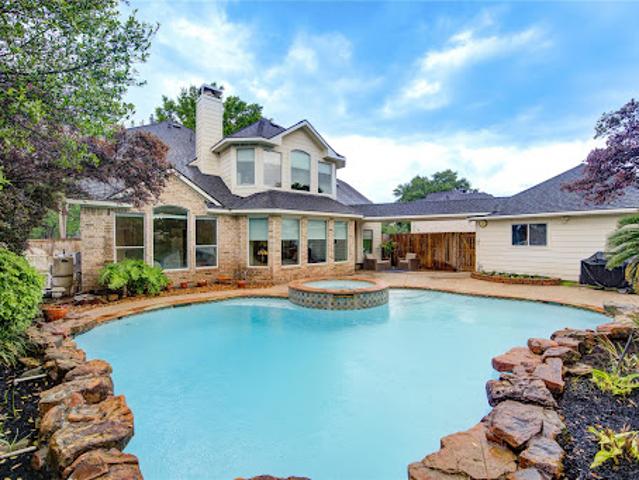 House with pool