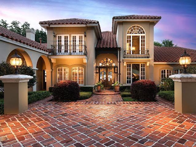 House with pool