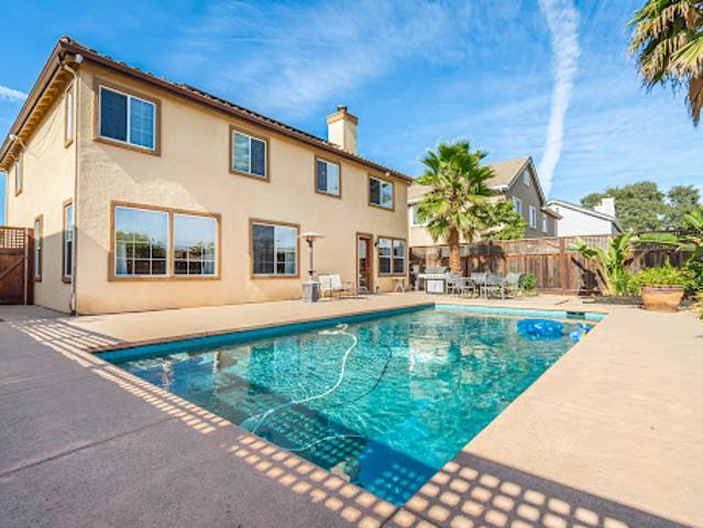House with pool