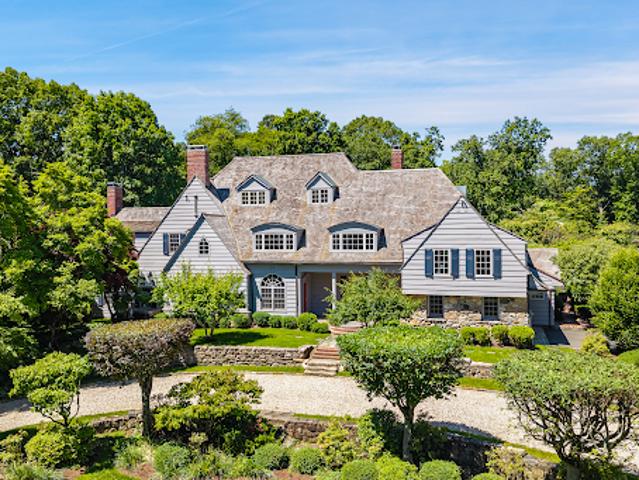 House with pool
