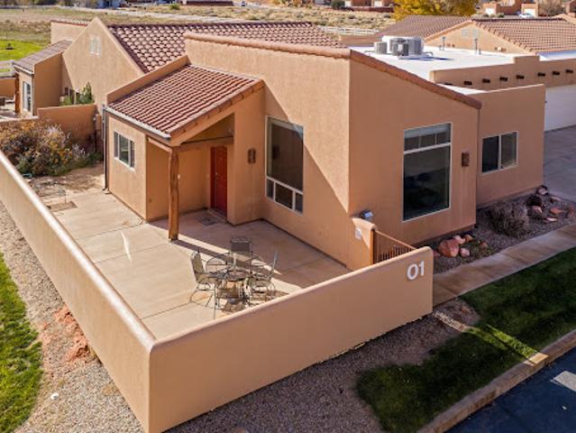 House with pool