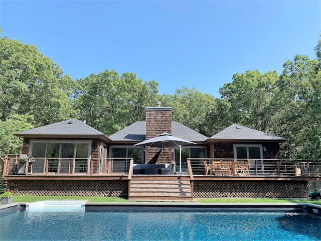 House with pool