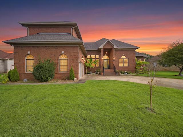 House with pool