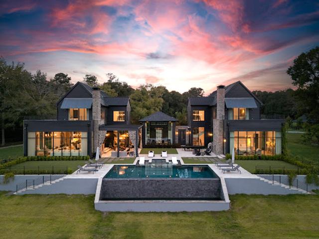 House with pool