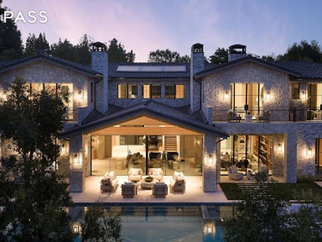 House with pool