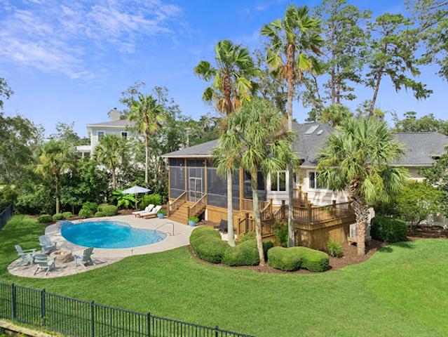 House with pool
