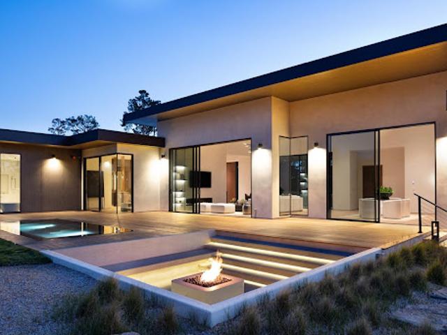 House with pool