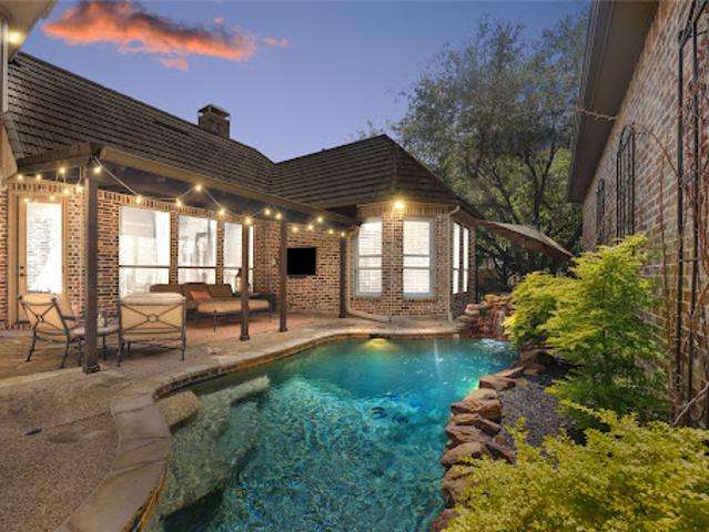 House with pool