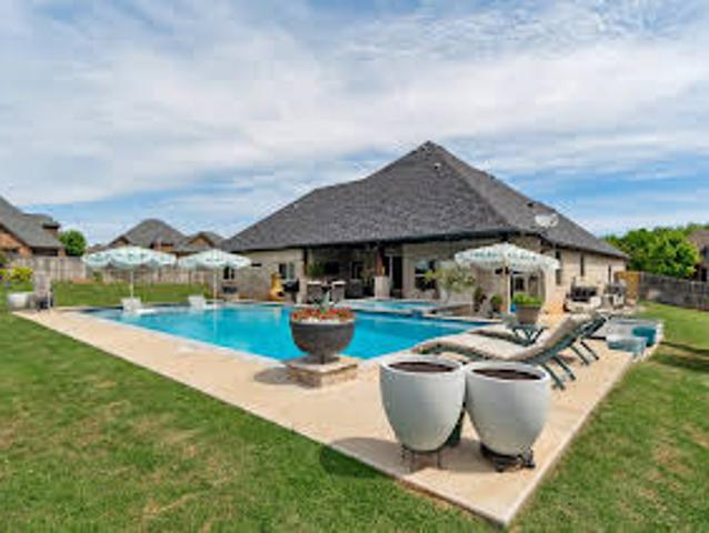 House with Pool