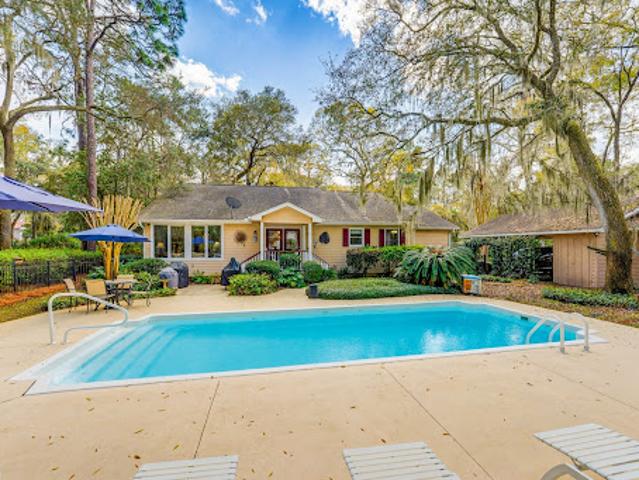 House with pool