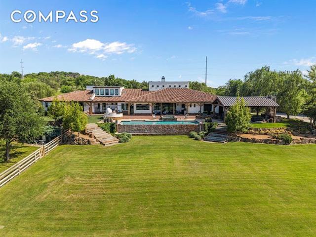 House with pool