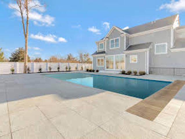 House with Pool