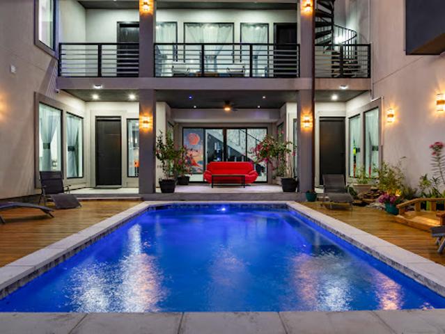 House with pool