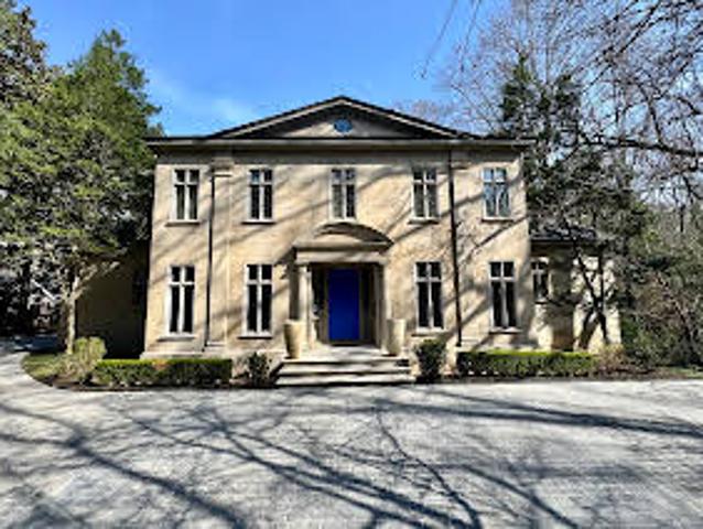 House with Pool