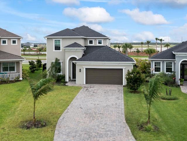 House with pool