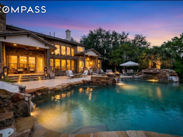 House with pool