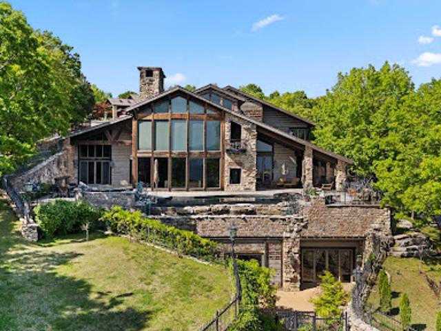 House with pool