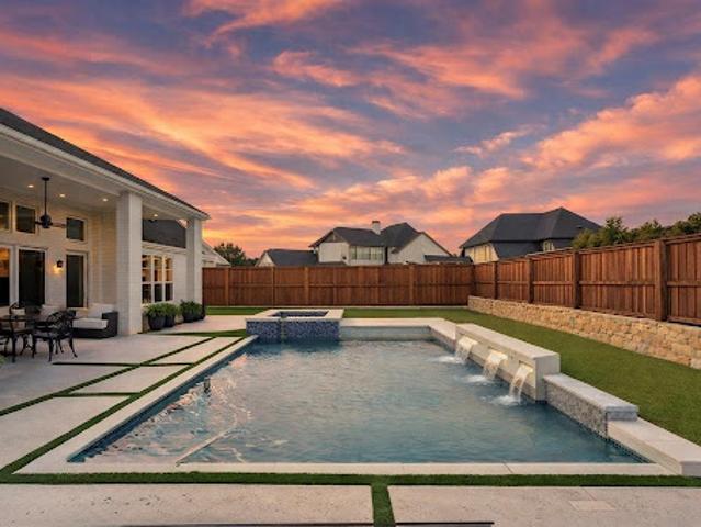 House with pool