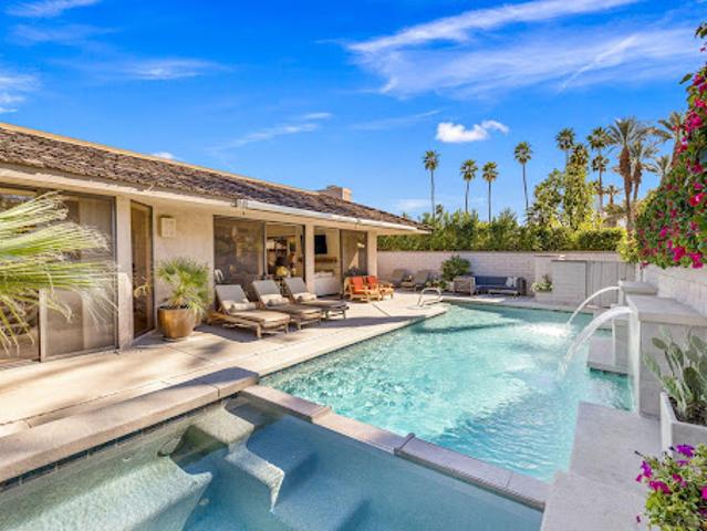 House with pool