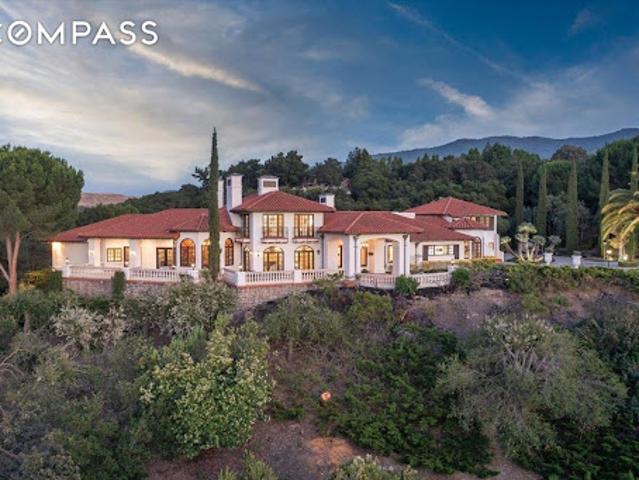 House with pool