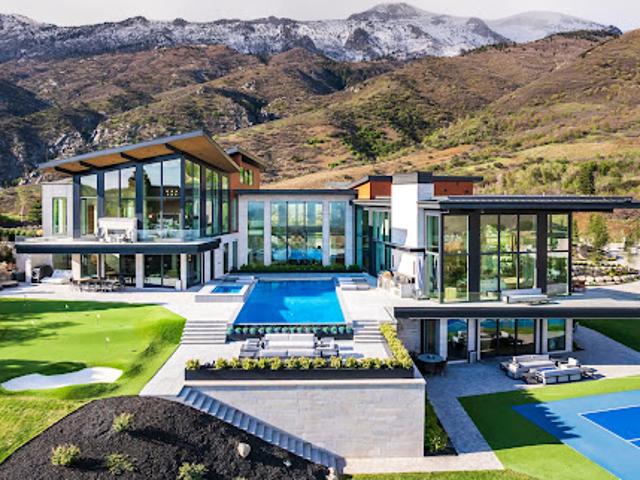 House with pool