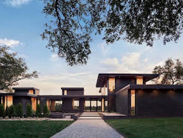 House with pool and garden