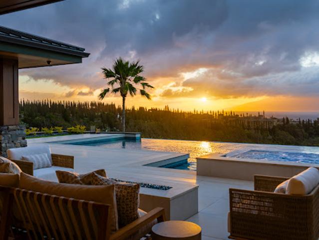 House with pool and garden