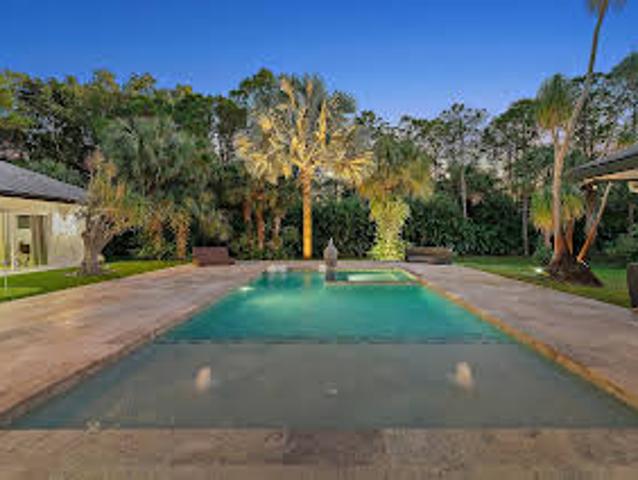 House with Pool and Garden