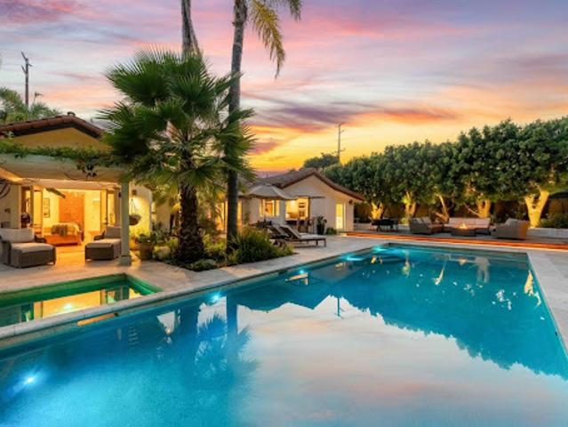 House with pool and garden