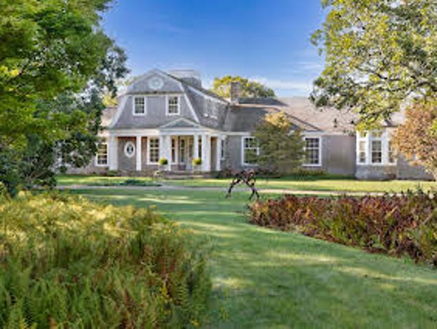 House with Pool and Garden