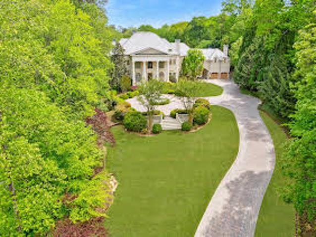 House with Pool and Garden