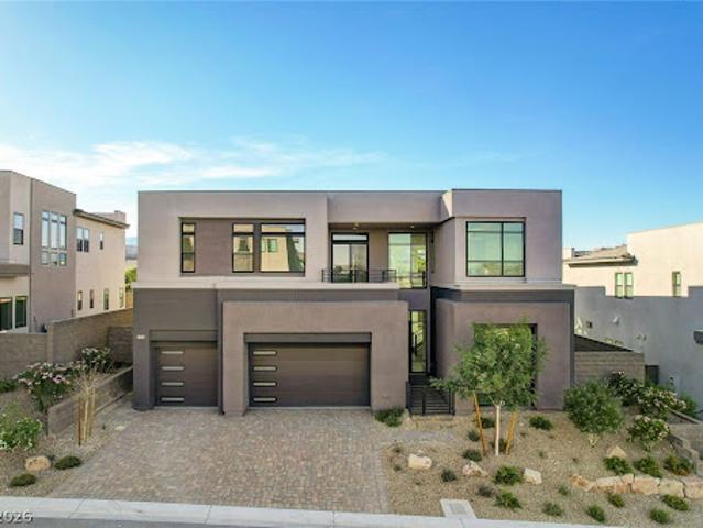 House with pool and terrace