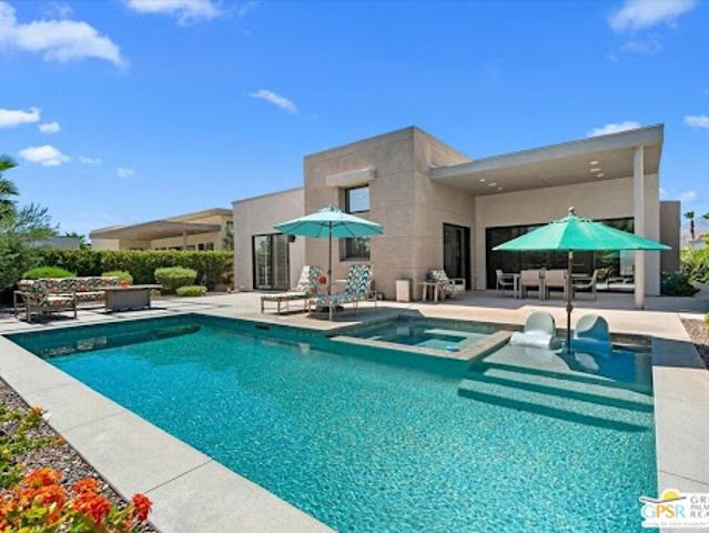 House with pool and terrace