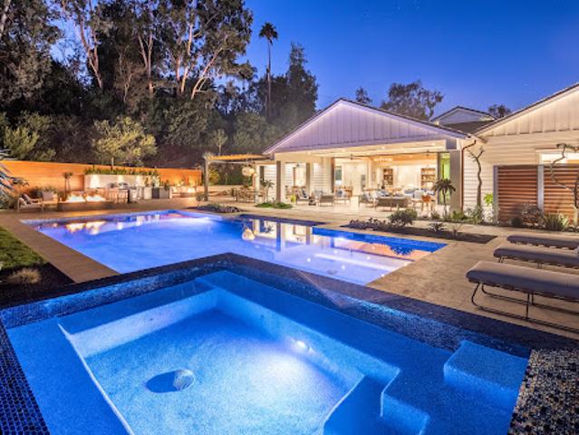House with pool and terrace