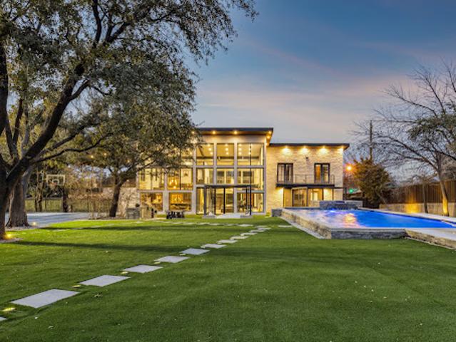 House with pool and terrace