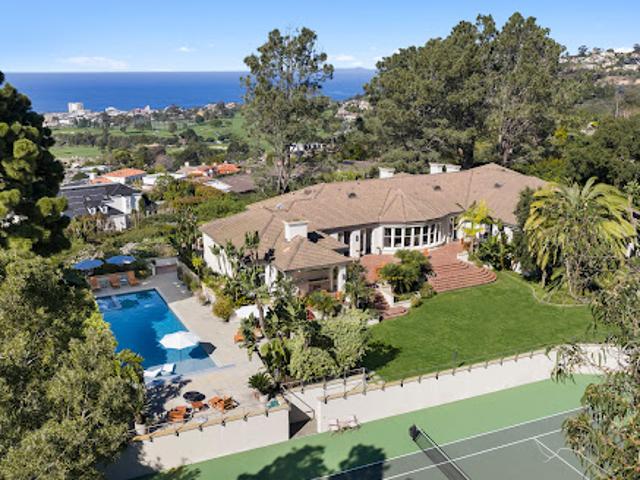 House with pool and terrace