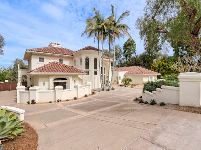House with pool and terrace