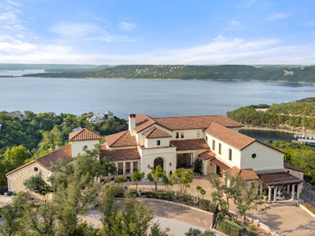 House with pool and terrace