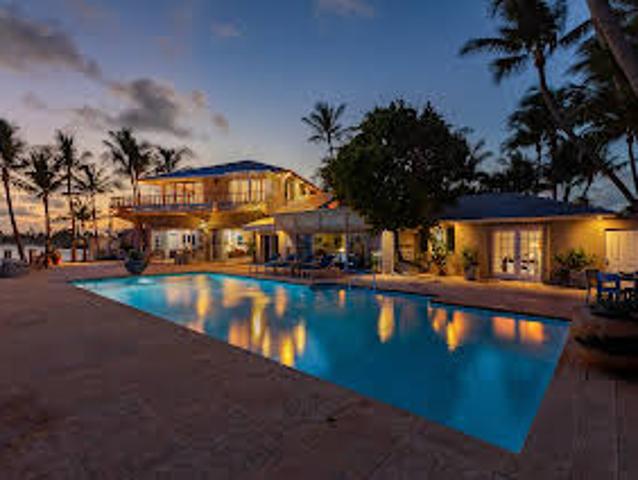 House with Pool and Terrace