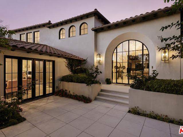 House with pool and terrace