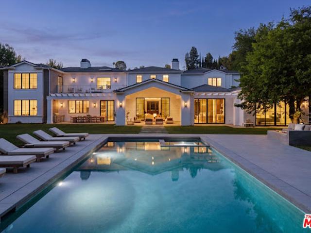 House with pool and terrace