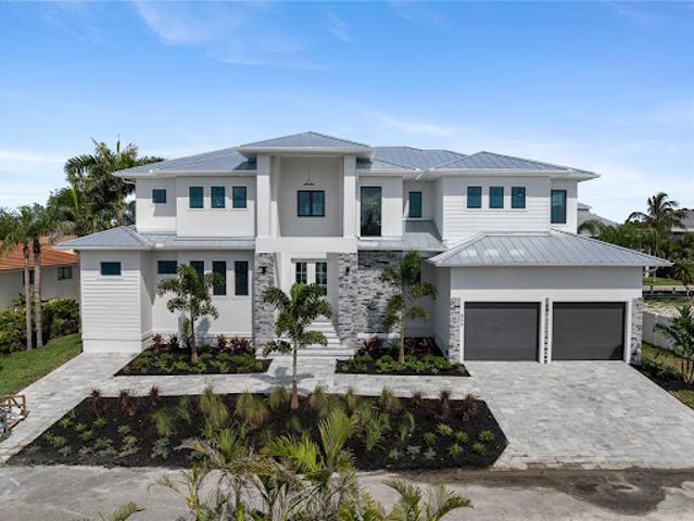 House with pool and terrace