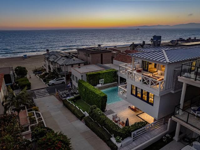 House with pool and terrace