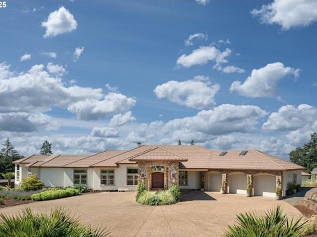 House with pool and terrace