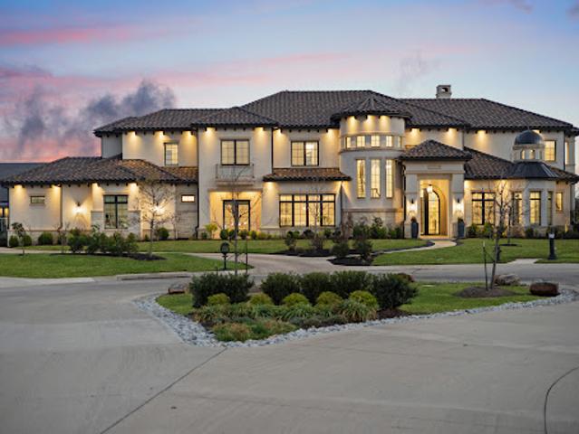 House with pool and terrace